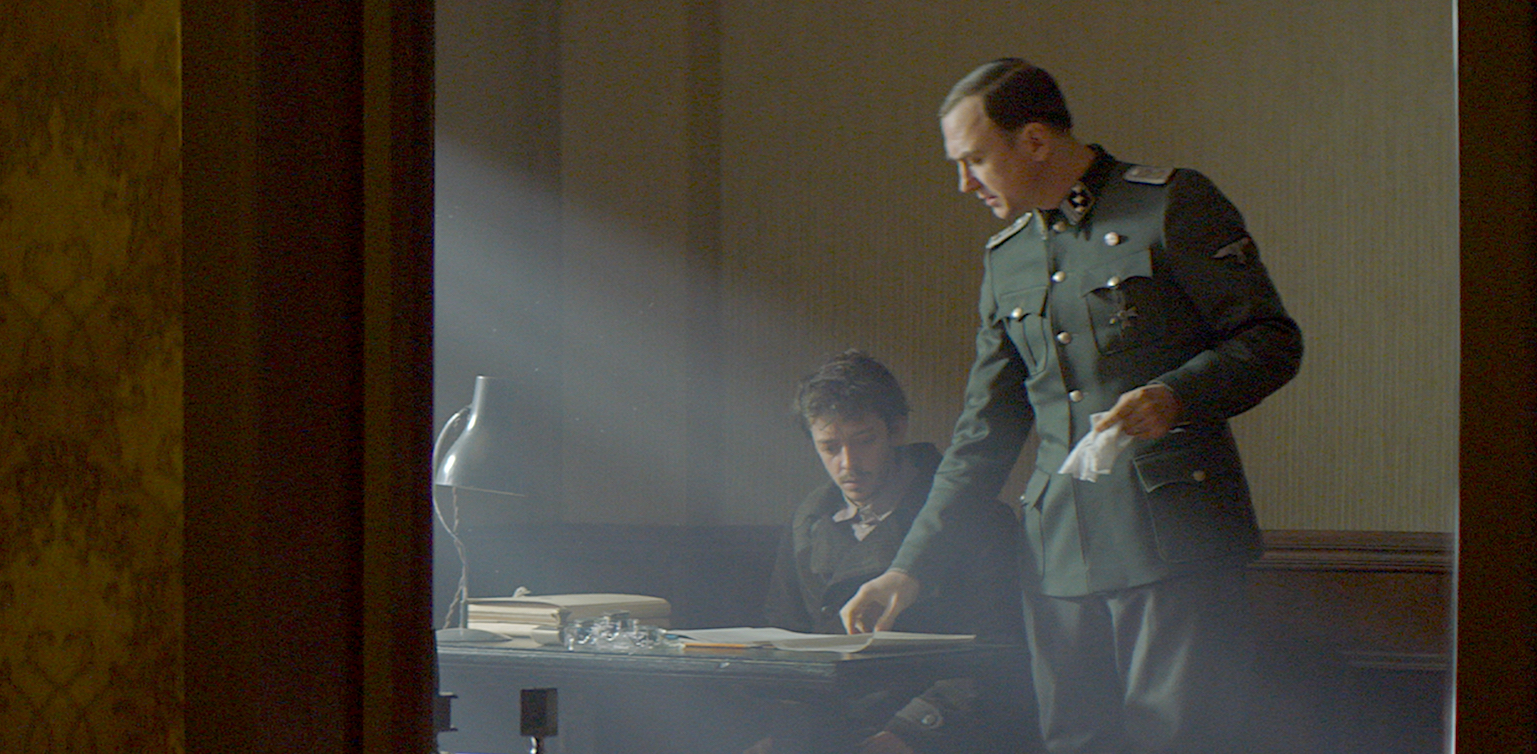 Wylie Writes Reviews 'Persian Lessons'